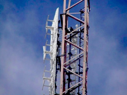 Jason Greenhalgh | Building a radio tower in Rwanda - battleface